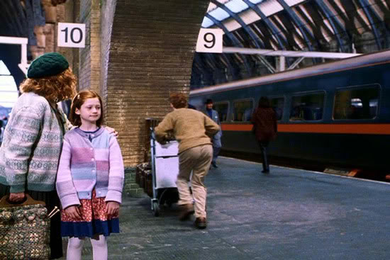 ชานชาลาที่ 9 3/4 (Platform Nine and Three-Quarters) | Muggle-V